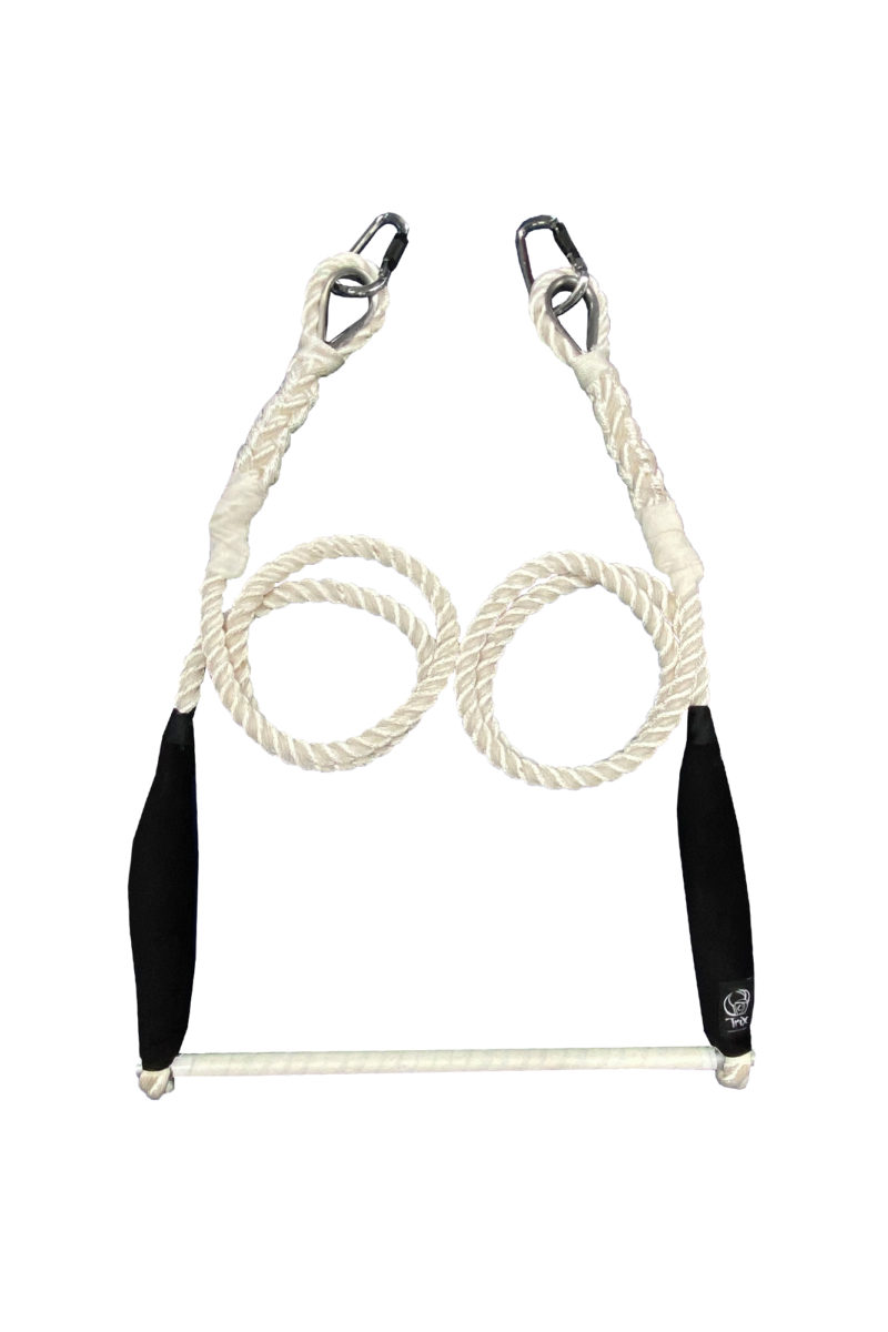 Solo / Dance Trapeze - Trix Circus - Your Safety is Our Business