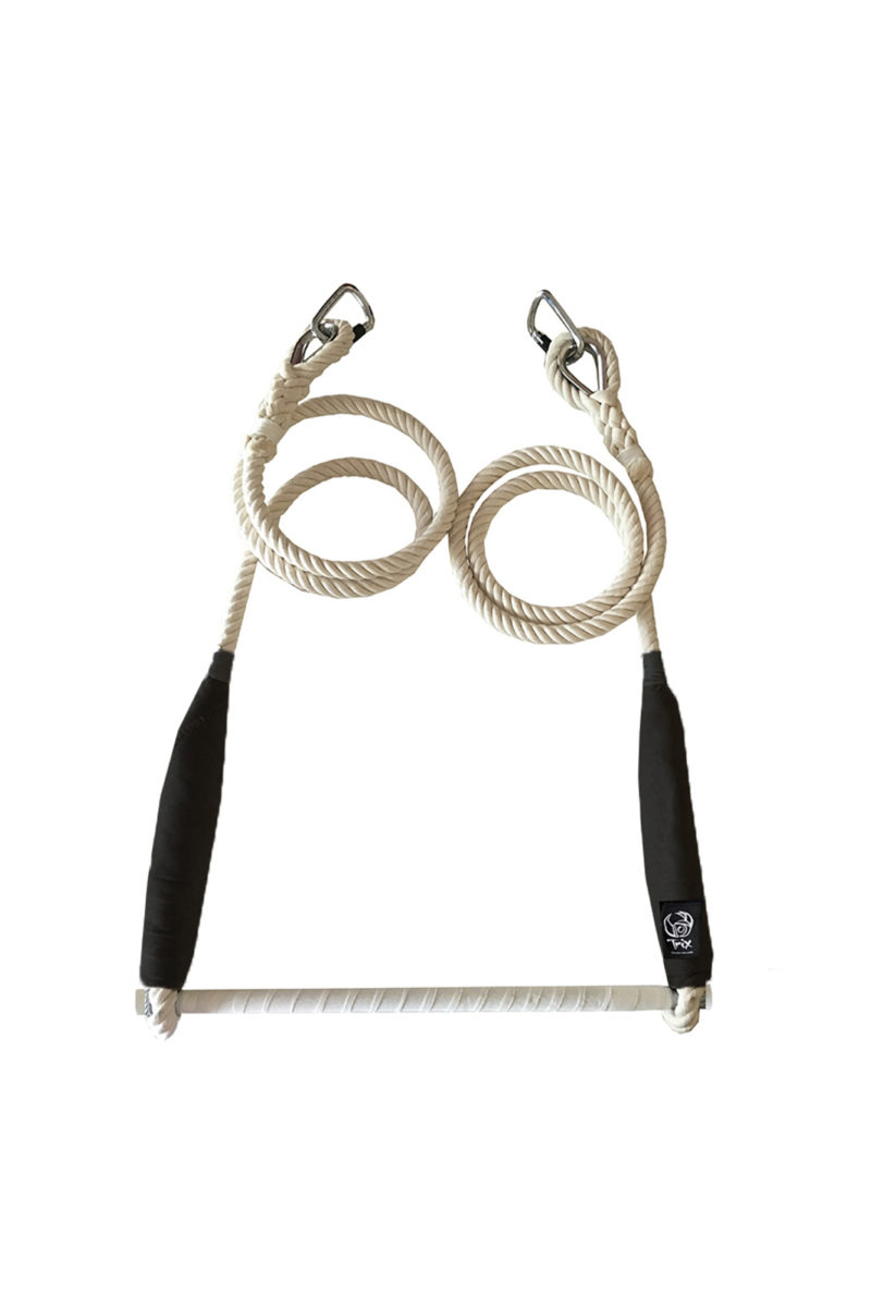 Solo / Dance Trapeze - Trix Circus - Your Safety is Our Business