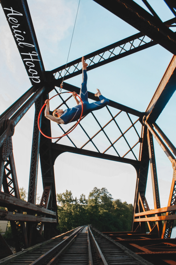 Russian Bar / Acro Bar - Trix Circus - Your Safety is Our Business